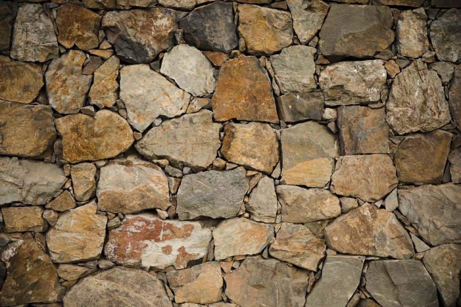 10 Ways to Decorate Your Landscape with Natural Pebble Stone